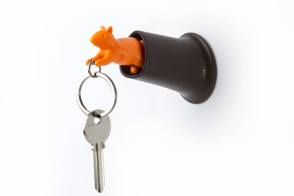 MAXIGA - Squirrel Key Ring Holder by Qualy